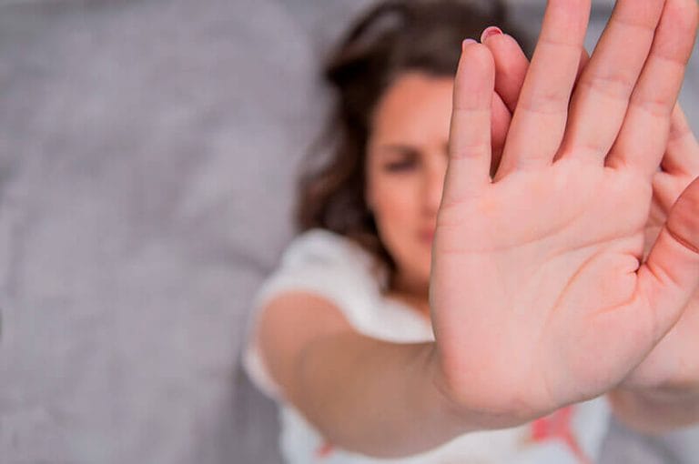 Qué es la visa VAWA - Guía paso a paso de 2026 | Lluis Law